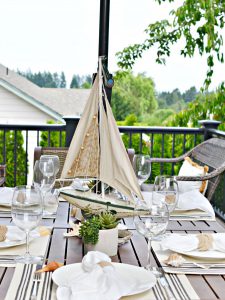 Five outdoor table settings to try this summer - The Merry Go Round
